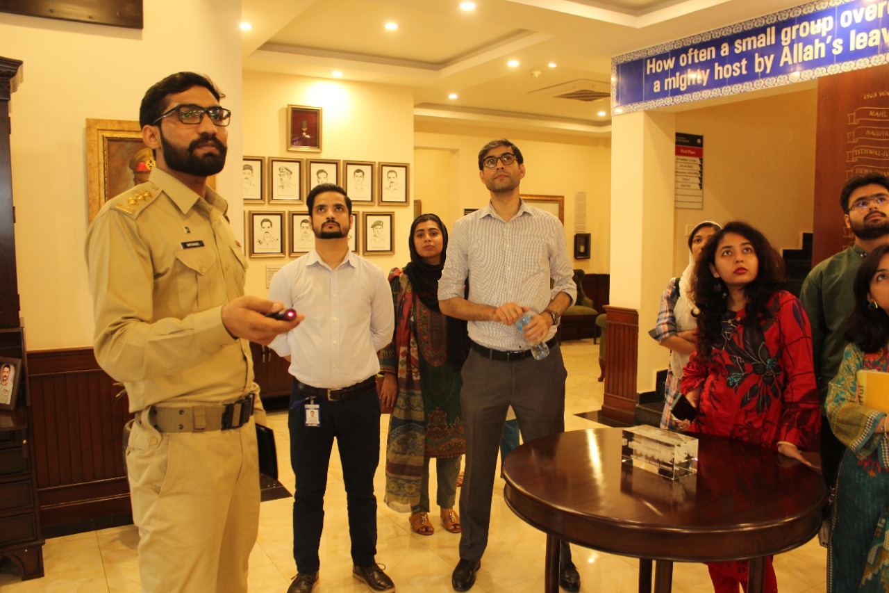 Visit of the participants of the summer 2022 International Peace ...